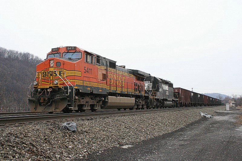 BNSF 5411